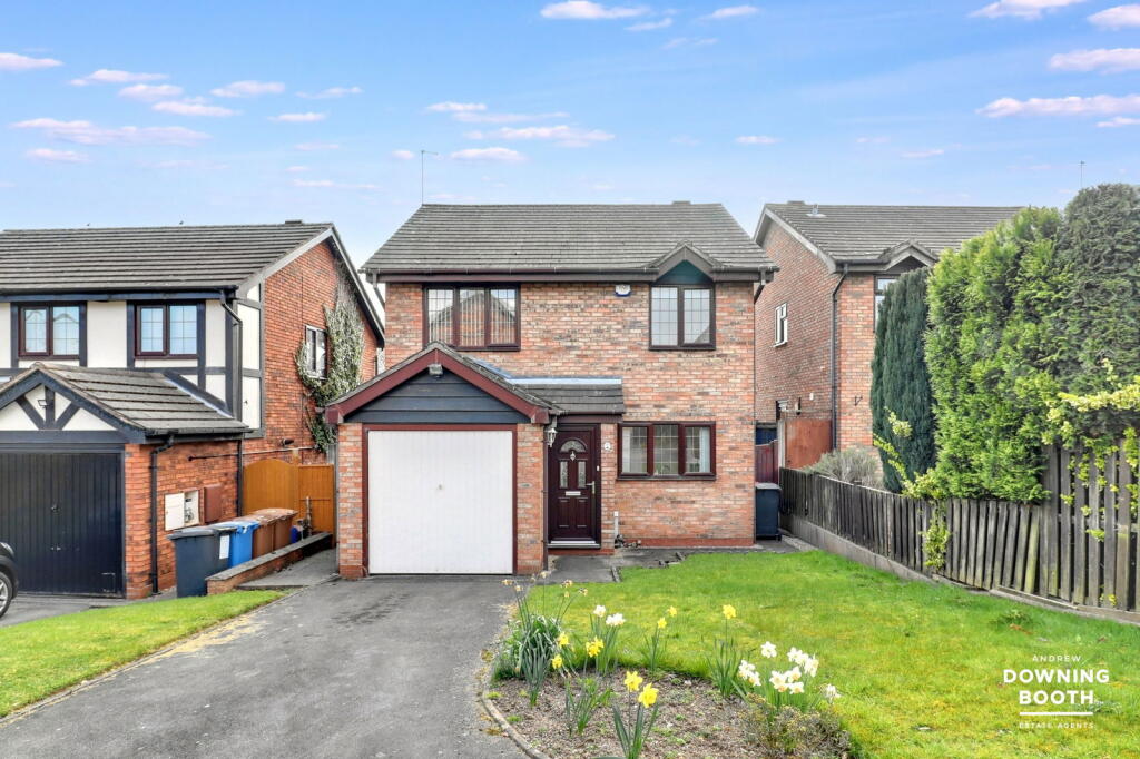 3 bedroom detached house for sale in Shropshire Brook Road, Armitage, WS15