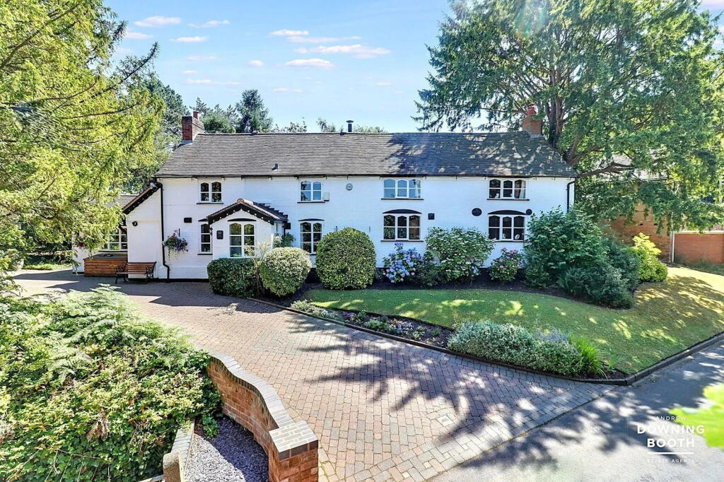 Equestrian facility for sale in Lysways Lane, Longdon Green - Timeless ...