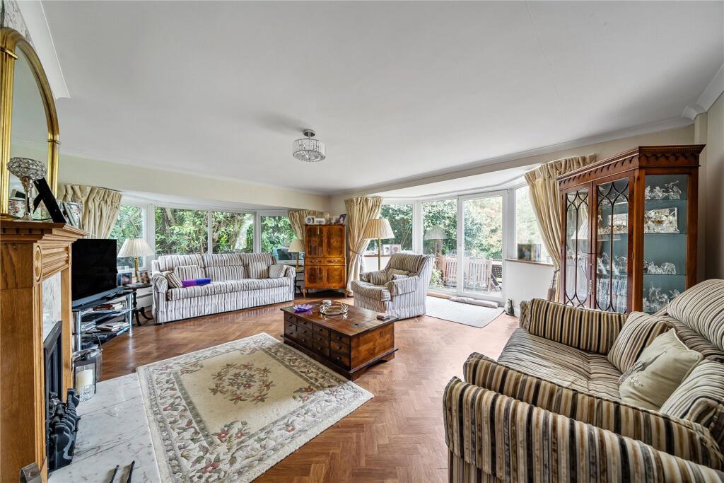 4 bedroom detached house for sale in Brasted Chart, Westerham, Kent, TN16