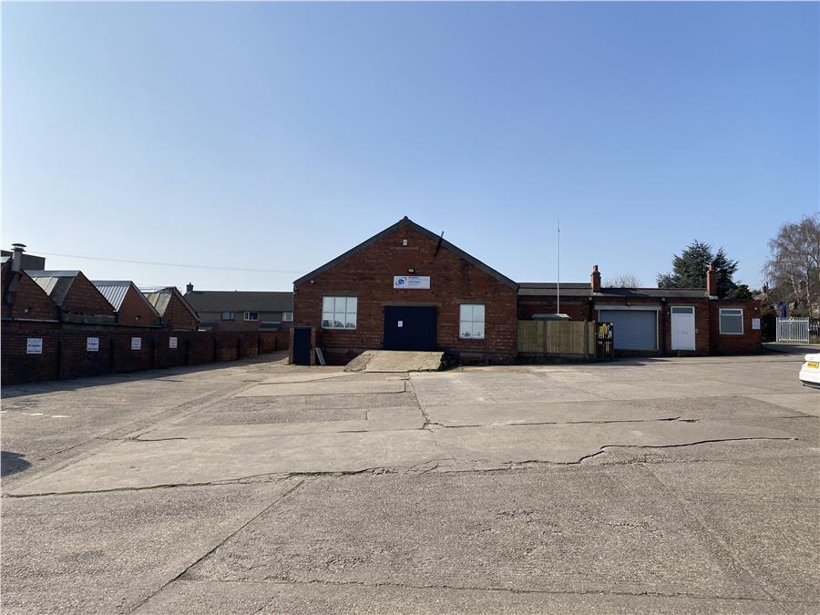 Warehouse to lease in Kirkland Avenue Industrial Estate, Kirkland ...