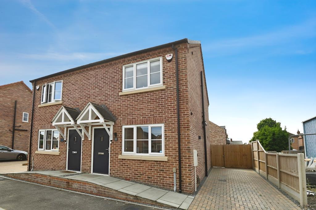 2 bedroom semi-detached house for sale in Delamore Drive, Leverington ...