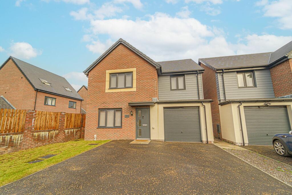 4 bedroom detached house for sale in Oxleaze Reen Road, Newport, NP19
