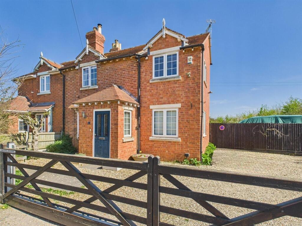 4 bedroom semi-detached house for sale in Brook Lane, Down Hatherley ...