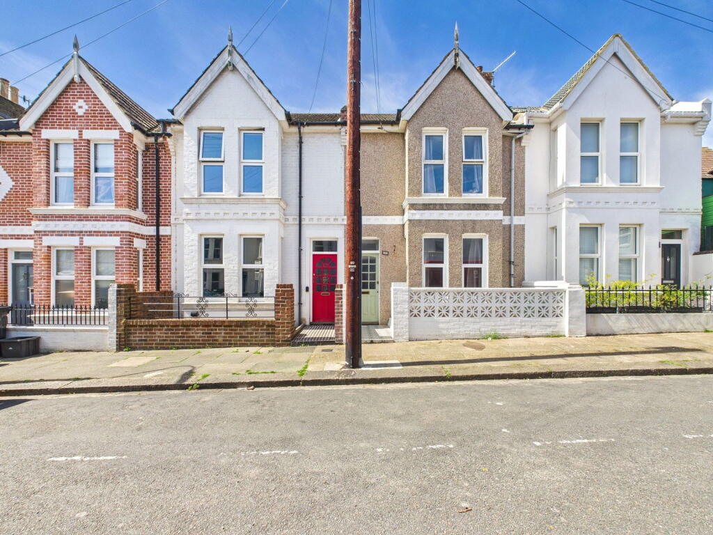 3 bedroom terraced house for sale in Kendal Road, Hove, BN3 5HZ, BN3