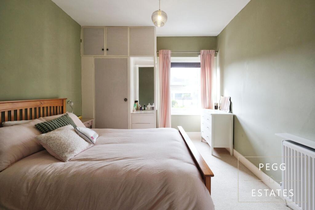 2 bedroom flat for sale in Petitor Road, Torquay, TQ1