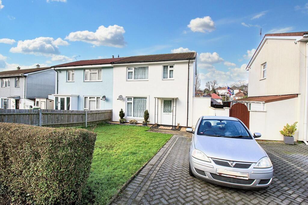 3 bedroom semi-detached house for sale in Rossington Avenue, Bitterne, SO18