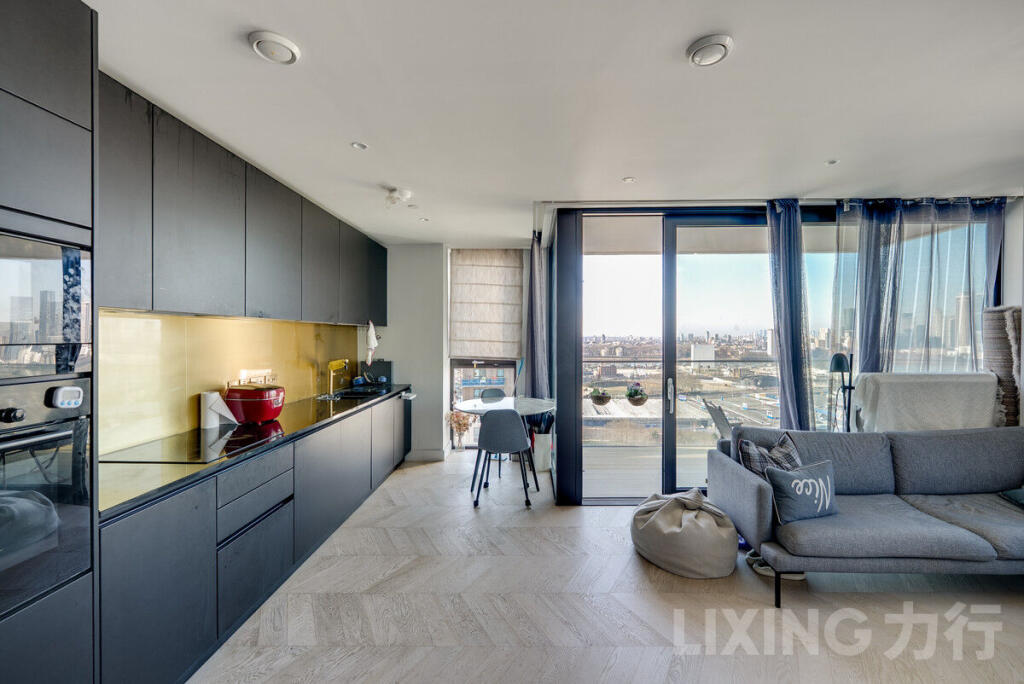 3 bedroom apartment for sale in Tidemill Square, , SE10 0UE, SE10