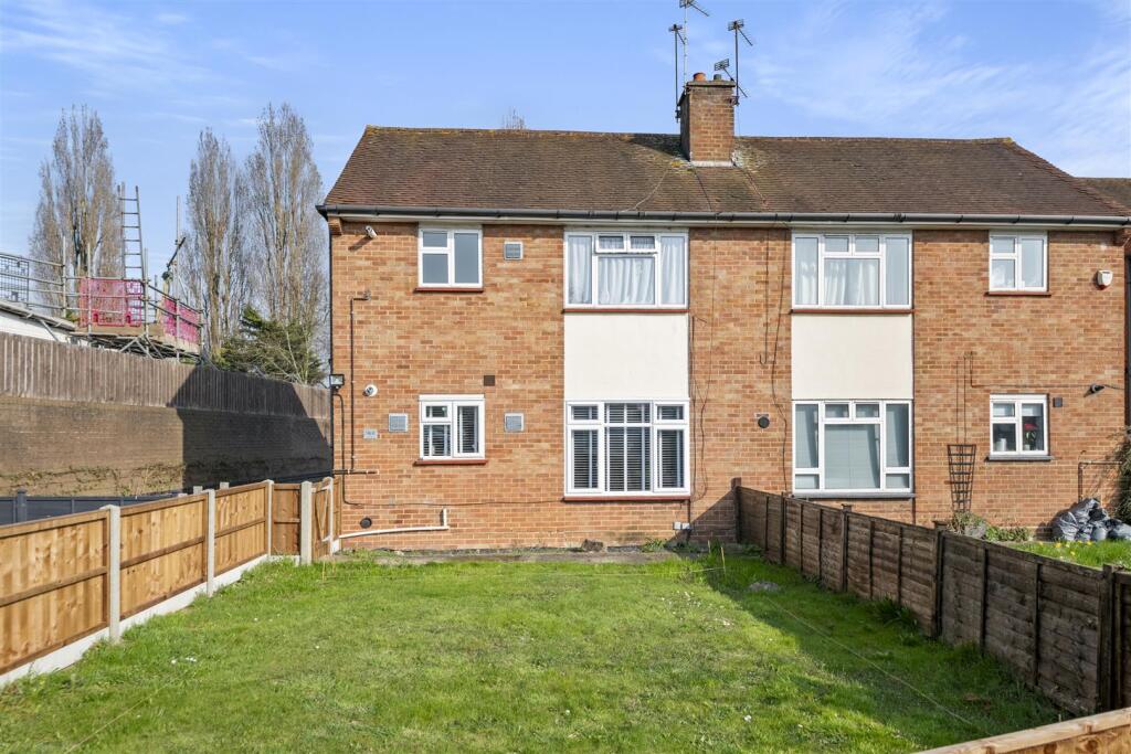 1 bedroom maisonette for sale in Terry Place, Cowley, UB8