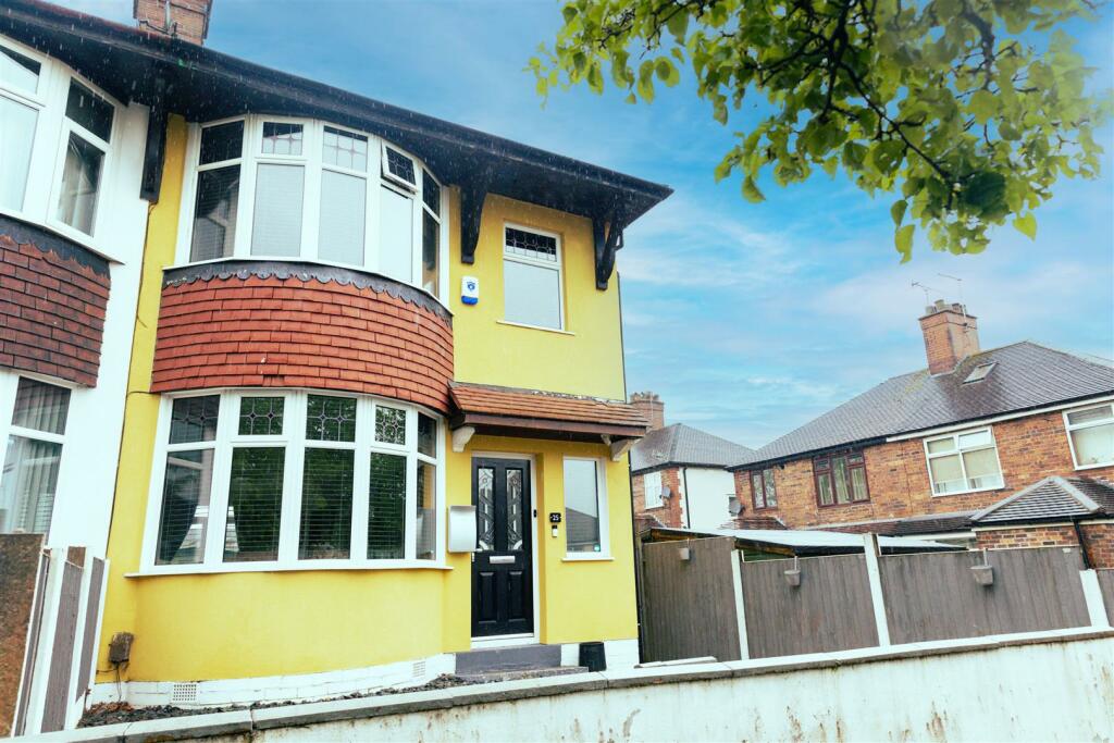 3 Bedroom Semi Detached House For Sale In Bank Hall Road Burslem
