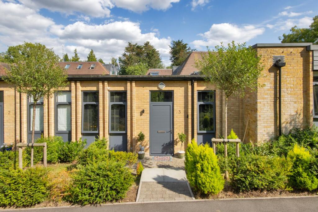 2 bedroom apartment for sale in North Ash Road, New Ash Green ...