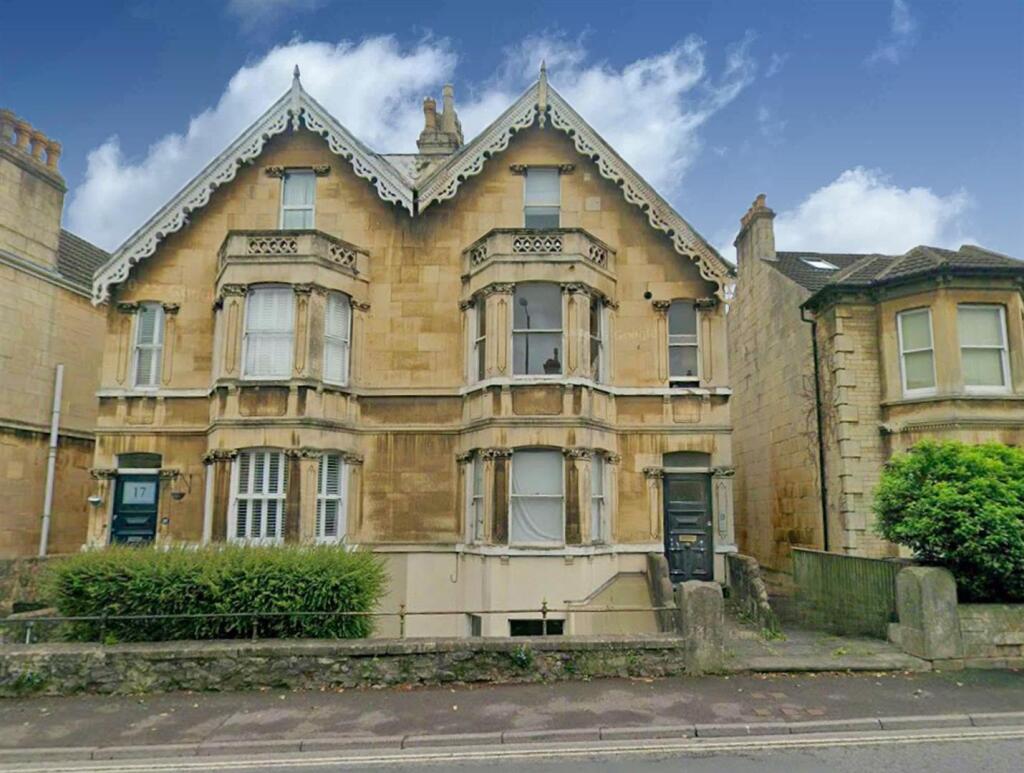 Block of apartments for sale in Newbridge Road, Bath, BA1