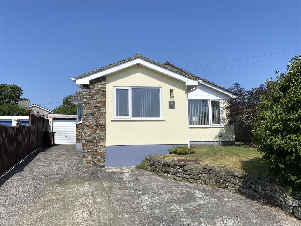 2 bedroom bungalow for sale in Green Acre, Trebullett, Launceston ...