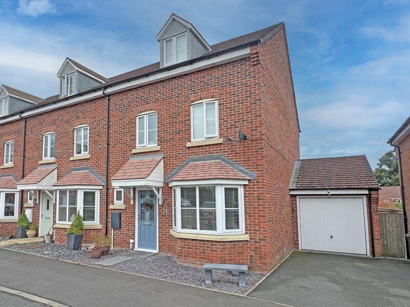 4 Bedroom End Of Terrace House For Sale In Wenlock Rise Bridgnorth Wv16