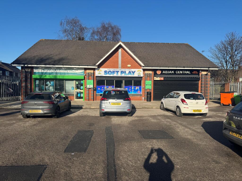 Convenience store to lease in Unit 4, Deysbrook, Liverpool, L12