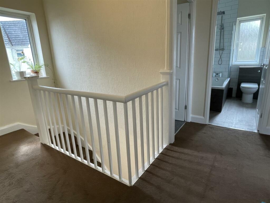 3 bedroom end of terrace house for sale in Marsh Road, Bulwark ...