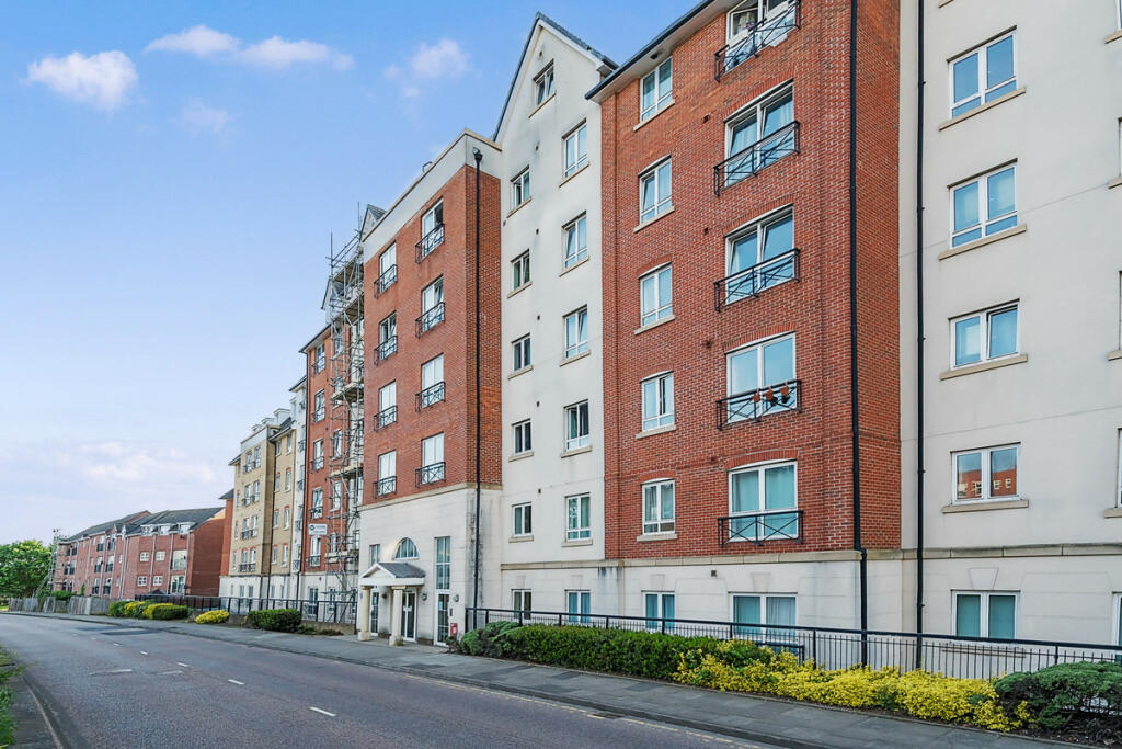 2 bedroom apartment for sale in Alpha House, Northampton, NN1