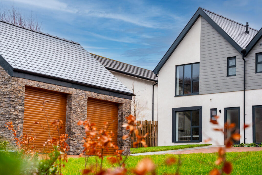 3 bedroom end of terrace house for sale in 1 Ty Mawr, Church Street ...