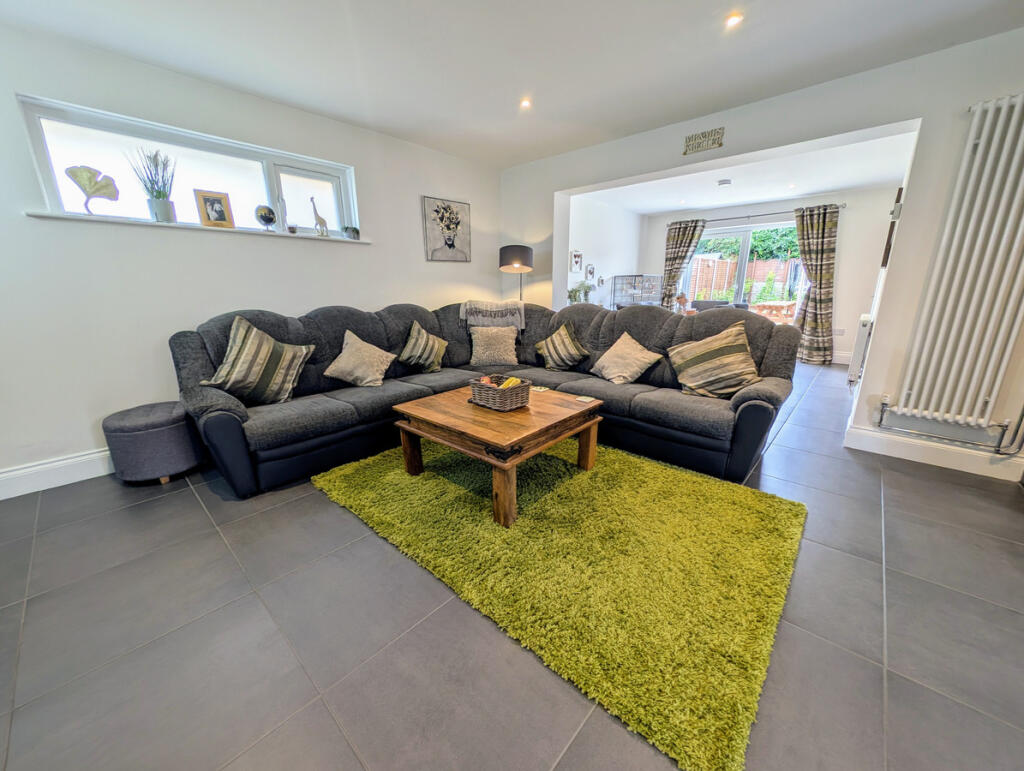 4 bedroom bungalow for sale in James Avenue, Sandown, PO36