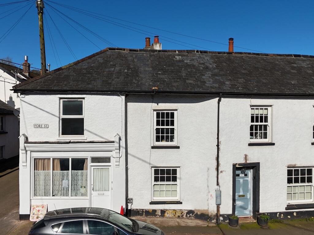 2 bedroom flat for sale in Fore Street, Bradninch, near Exeter, EX5 4NN ...
