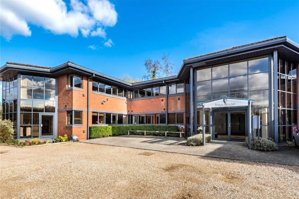 2 bedroom flat for sale in London Road, Old Basing, Basingstoke, RG24