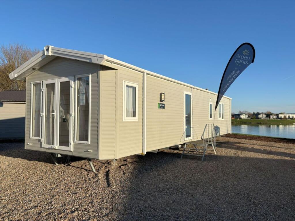 2 bedroom caravan for sale in Willerby Sheraton, The Springs Lakeside ...
