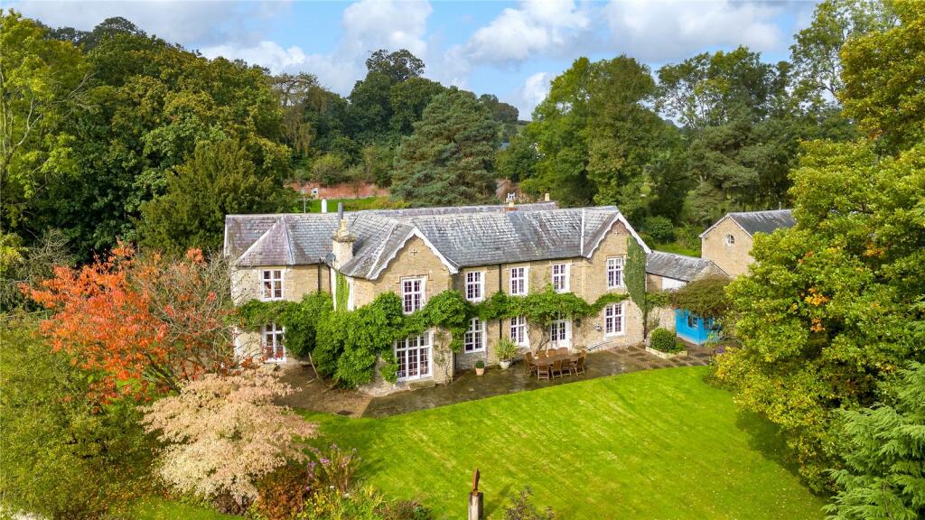 6 bedroom detached house for sale in Titley, Kington, Herefordshire ...