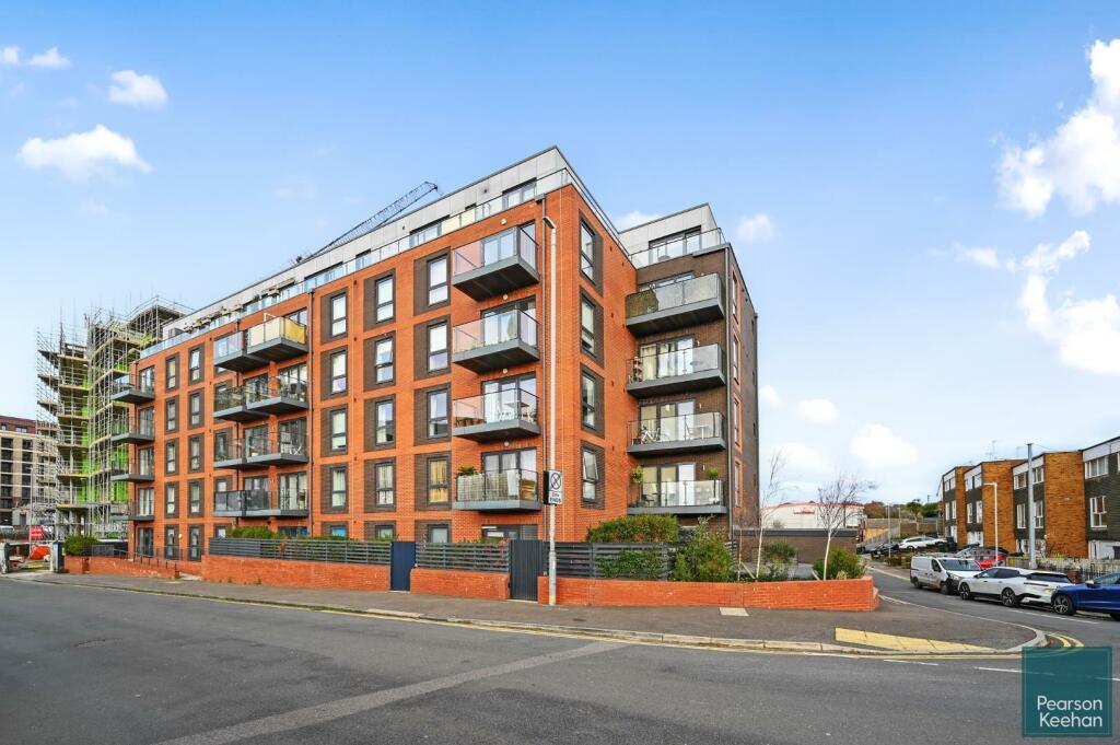 2 bedroom flat for sale in The Chrome Works, Goldstone Lane, Hove, BN3