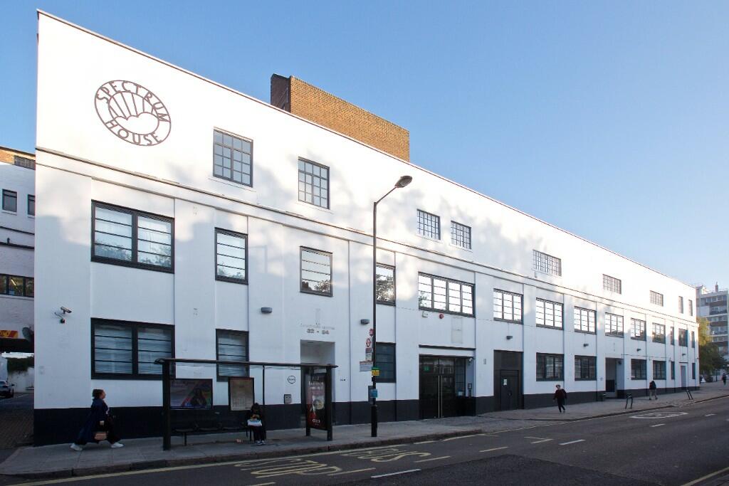 Serviced office to lease in Spectrum House, Gordon House Road, London, NW5