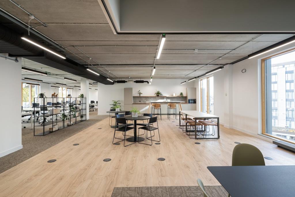 Office to lease in 12-15 Bermondsey Square, London, SE1 3UN, SE1