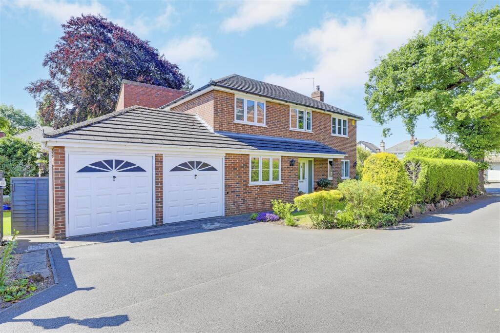 4 bedroom detached house for sale in Bostocks Lane, Sandiacre ...