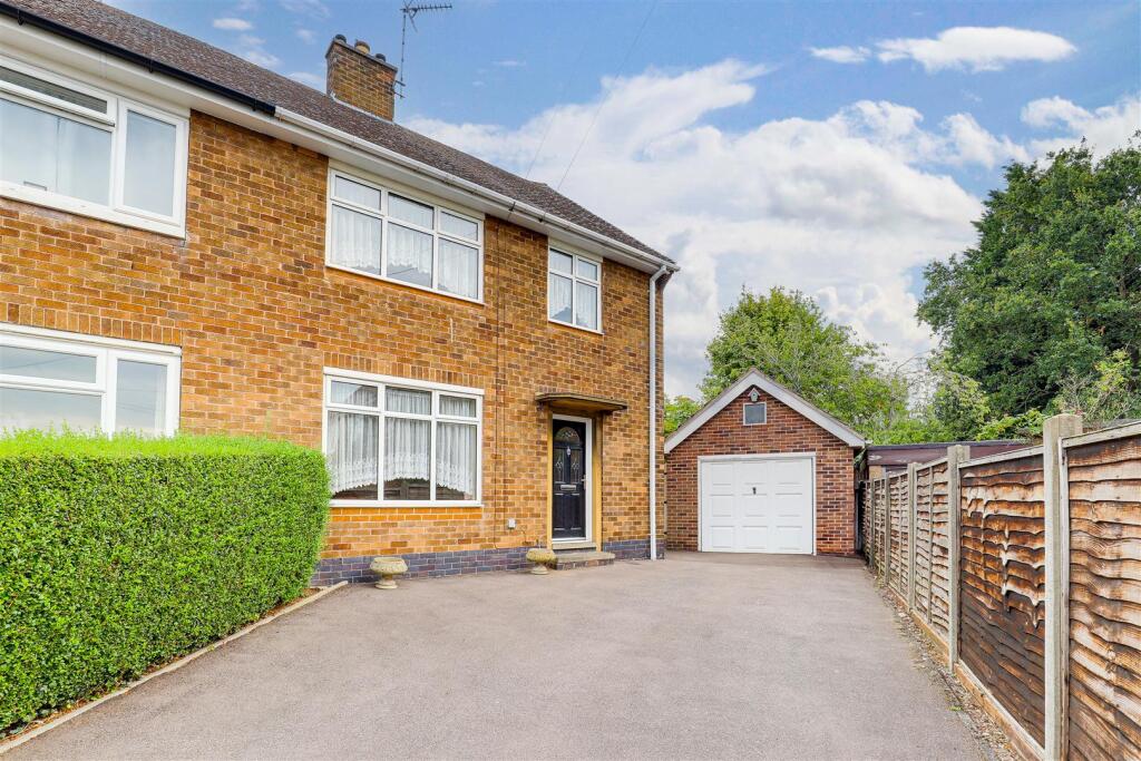 3 bedroom semi-detached house for sale in Vine Crescent, Sandiacre ...