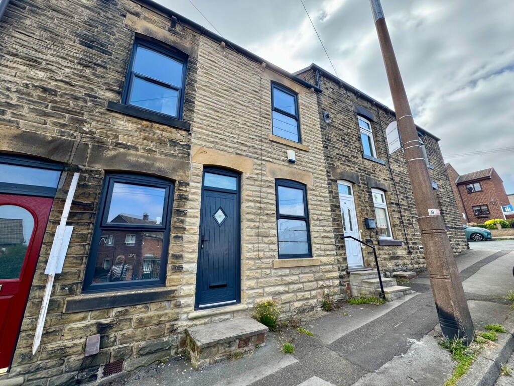 2 bedroom terraced house for sale in Warren Quarry Lane, Wosbrough ...