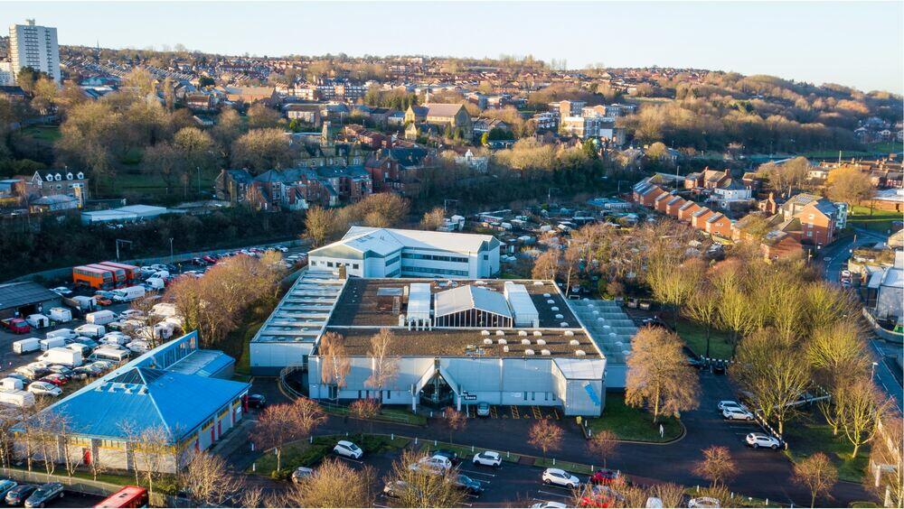 Serviced office to lease in Design Works Business Centre William Street ...