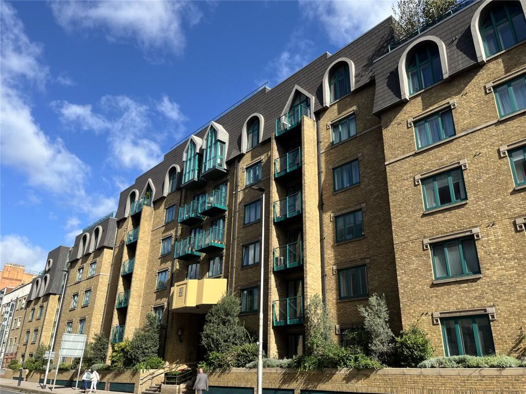 2 bedroom apartment for rent in Westminster Bridge Road, Lambeth North ...