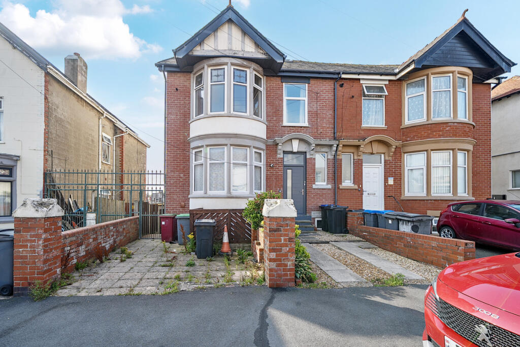 2 bedroom apartment for sale in Cavendish Road, Blackpool, FY2 9, FY2