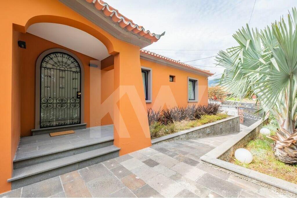 4 bedroom house for sale in Madeira, Funchal, Portugal