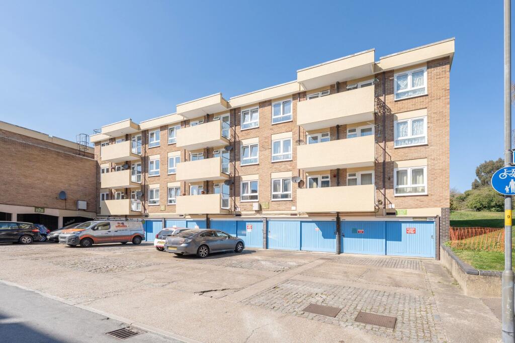 3 bedroom maisonette for sale in Heathgate, Norwich, NR3