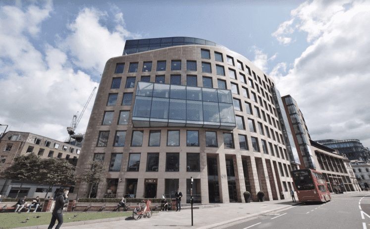 Serviced office to lease in 40 Holborn Viaduct, London, EC1N