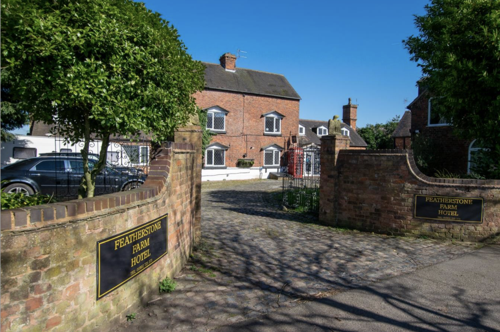 9 bedroom hotel for rent in Featherstone Farmhouse, New Road ...