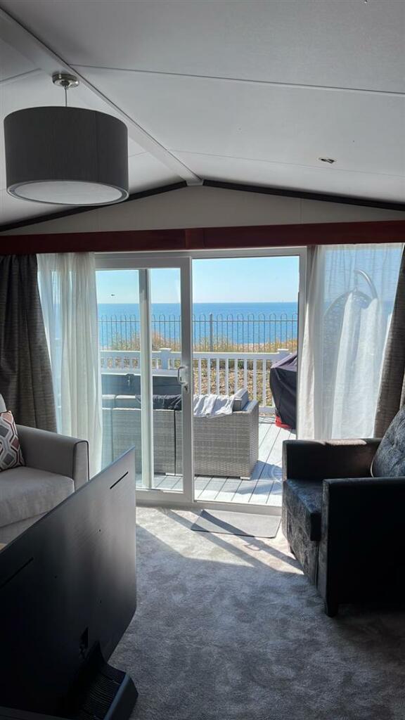 2 bedroom property for sale in Solent View, Southsea Leisure Park ...