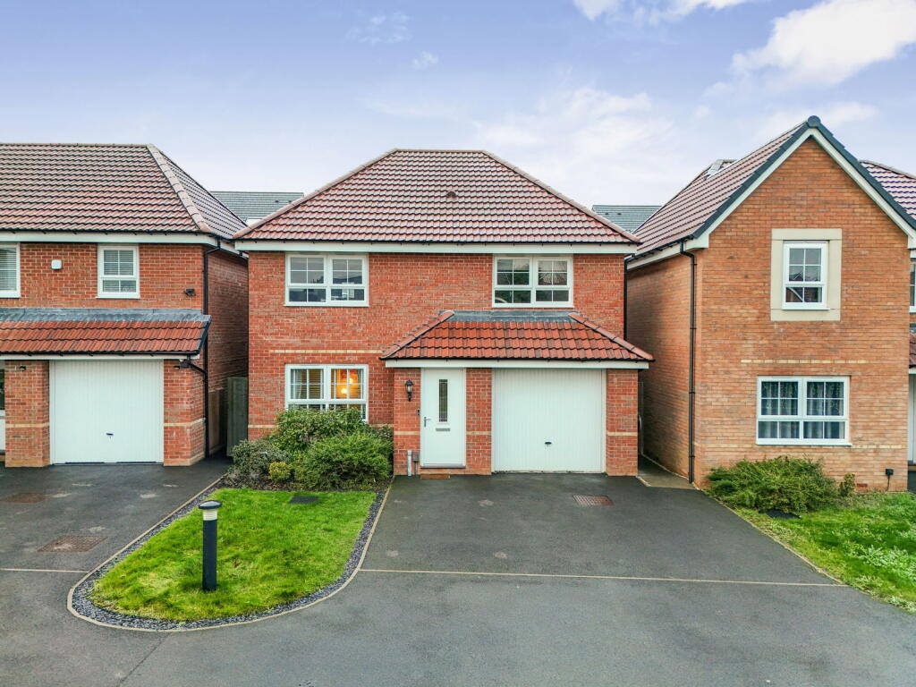 4 bedroom detached house for sale in Shipps Way, wigston, Leicester ...