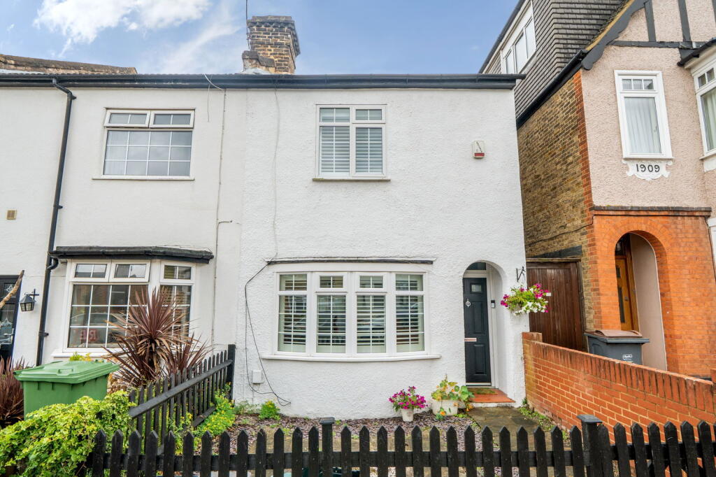 2 bedroom end of terrace house for sale in Johnson Road, Bromley, BR2 ...