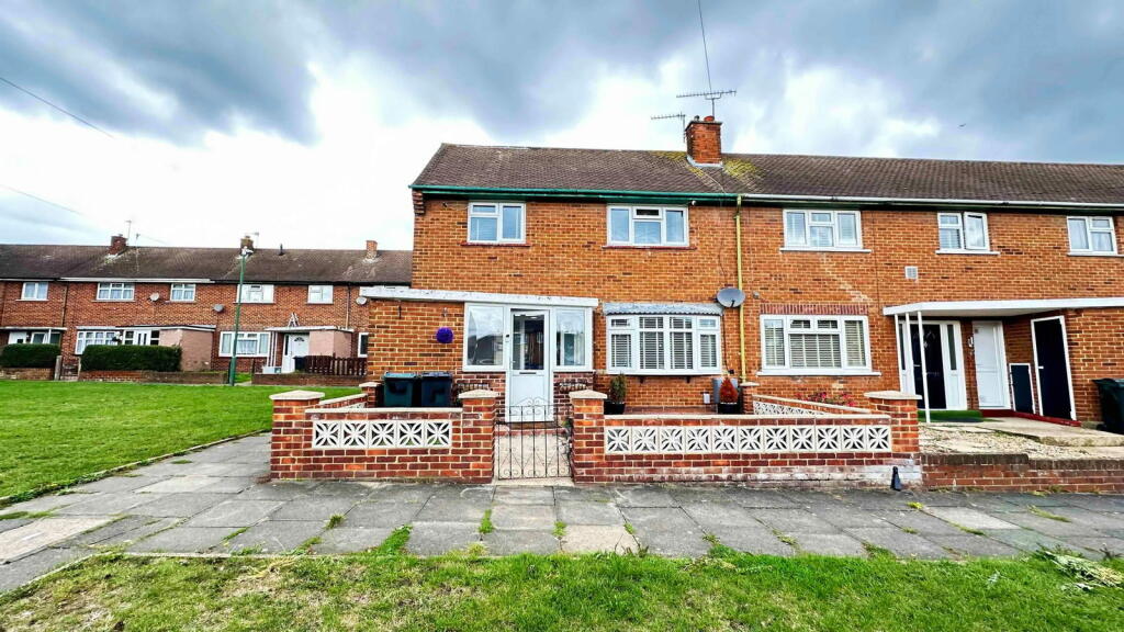 2 Bedroom End Of Terrace House For Sale In Attlee Drive Dartford Kent
