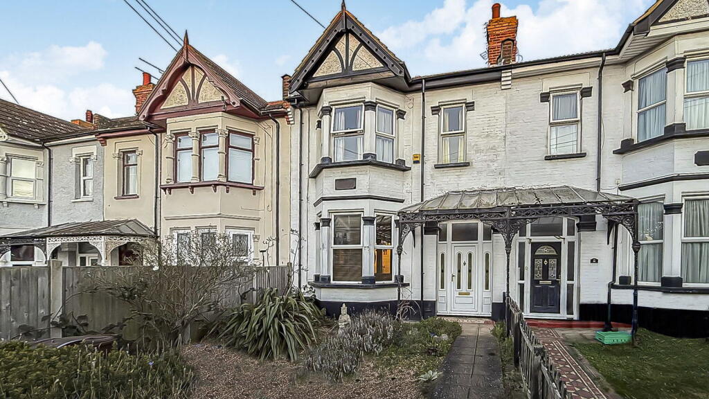 4 bedroom terraced house for sale in Halfway road, Minster on Sea ME12 ...