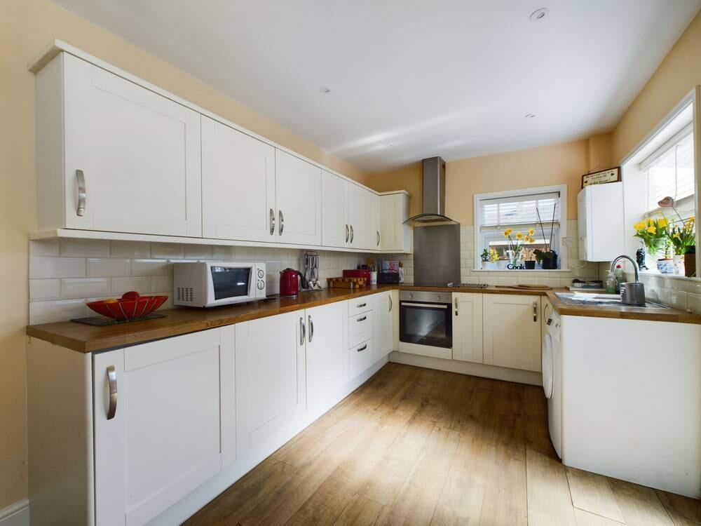 3 bedroom semi-detached house for sale in Bloomfield Road, Gloucester ...