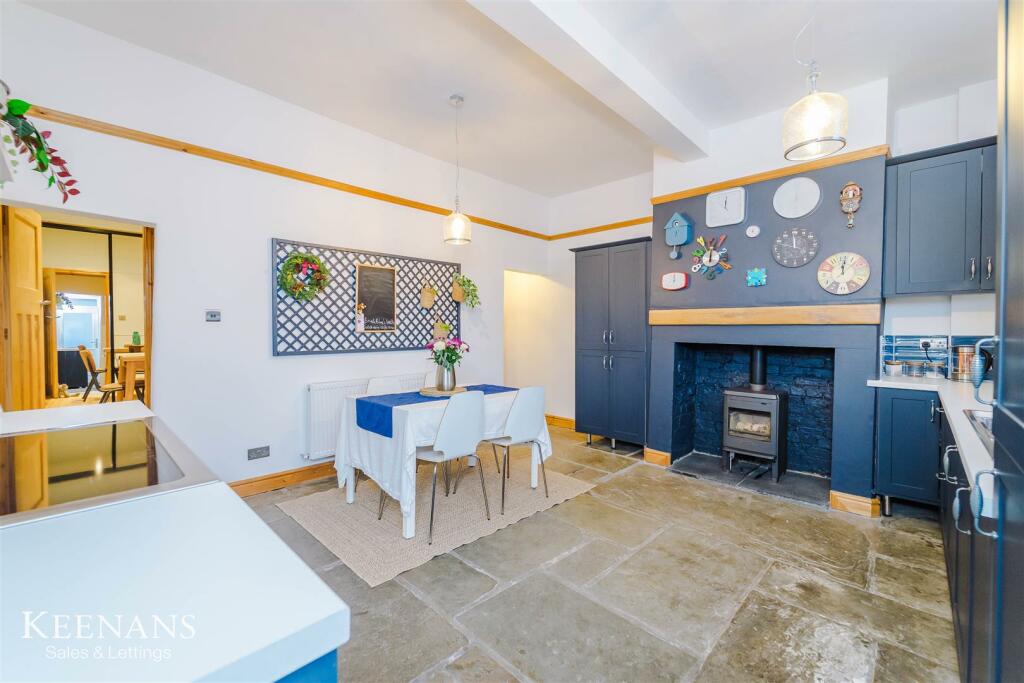 3 bedroom terraced house for sale in Bolton Street, Ramsbottom, BL0
