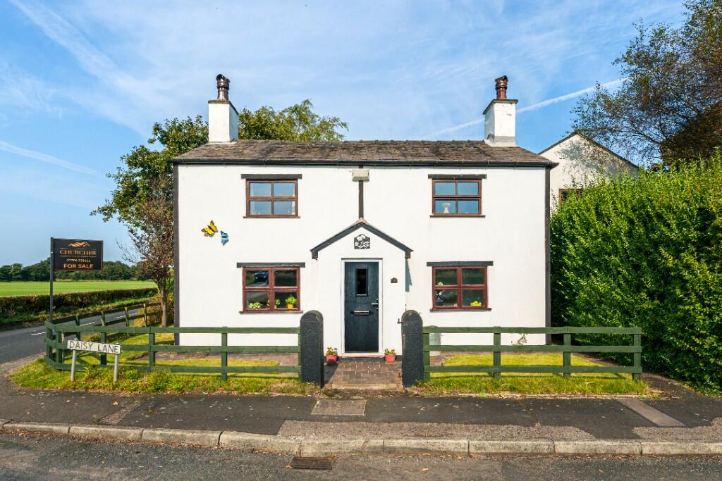 5 bedroom detached house for sale in Daisy Lane, Lathom, L40