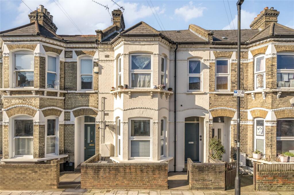 1 bedroom apartment for sale in Ballater Road, London, SW2