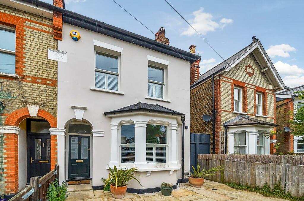 4 bedroom semi-detached house for sale in Durlston Road, Kingston upon ...