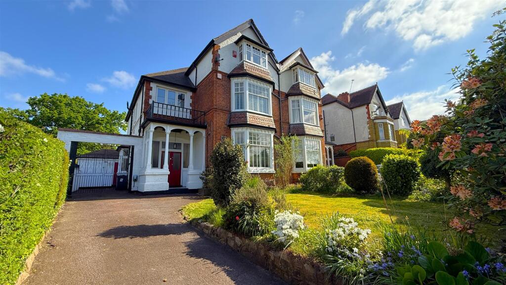 5 bedroom semi-detached house for sale in Bunbury Road, Northfield ...